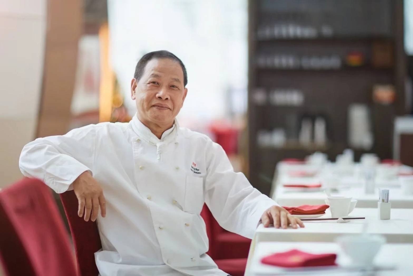 Flight Information- International Chefs - EVA Air | Singapore (English)