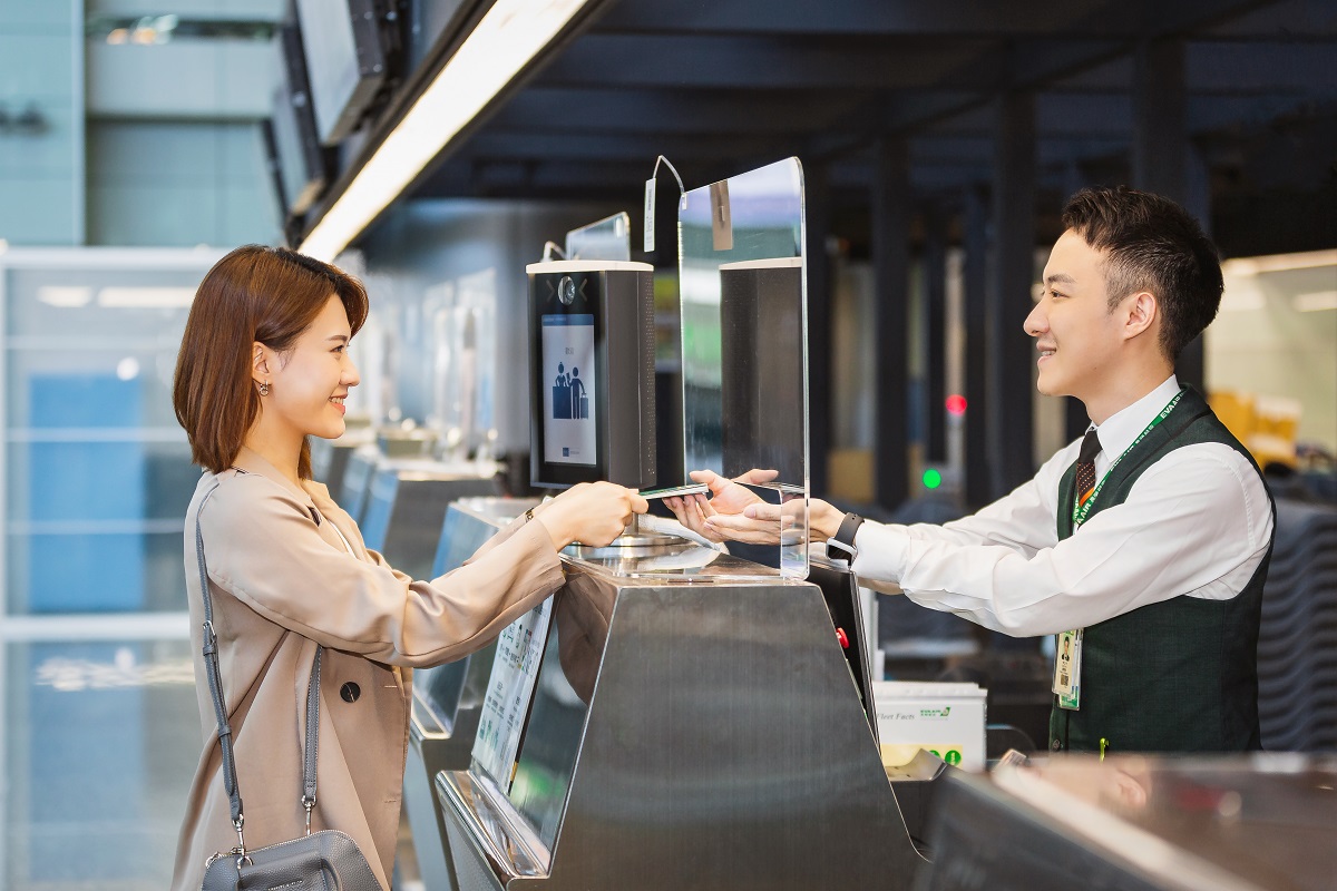 Informazioni sul volo- In Aeroporto - EVA Air | Italia (Italiano)